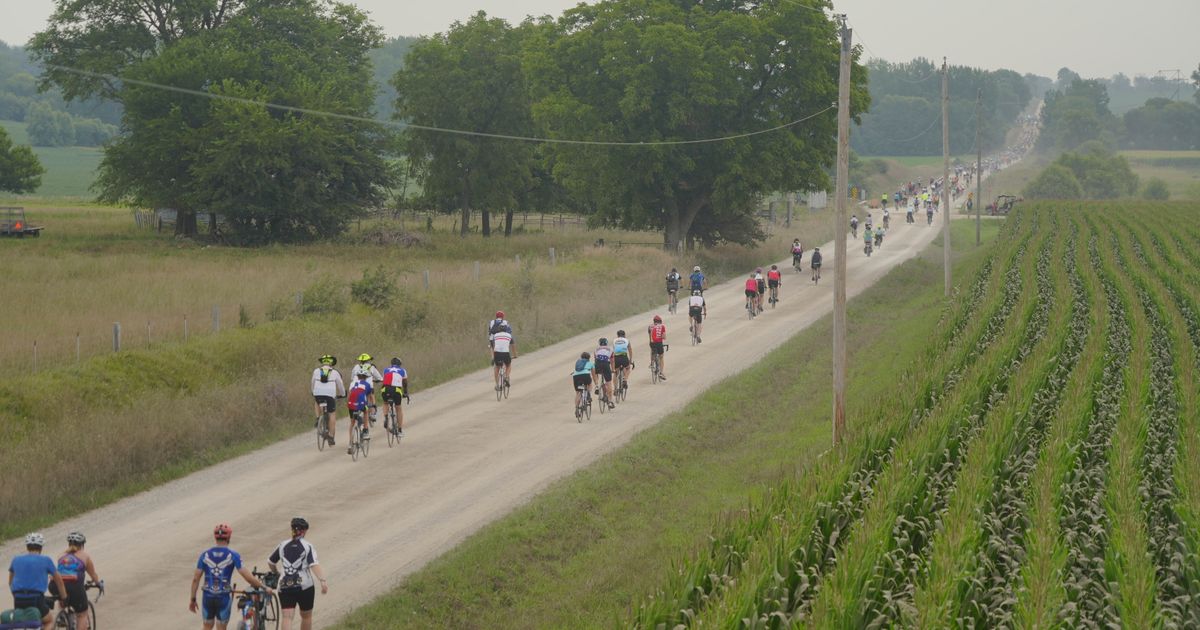 Bike ride across Iowa puts vibrant small-town America into sharp focus ...