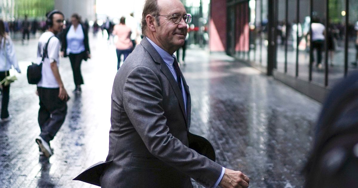 Prosecutor says Kevin Spacey used celebrity status for ‘opportunity ...