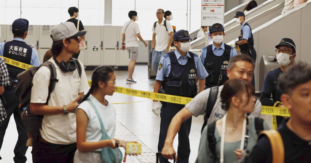 Police arrest suspect in knife attack on a train in western Japan. 3 ...