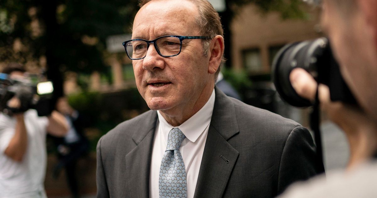 Kevin Spacey fights back tears as he testifies how sex abuse ...