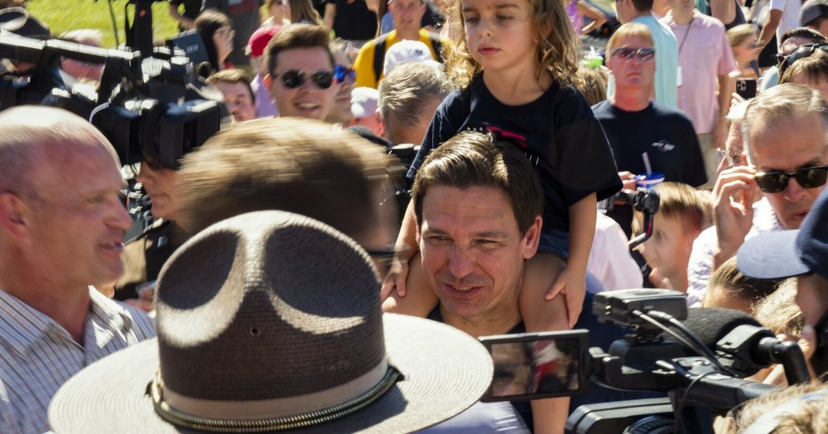 At the Iowa State Fair, DeSantis Can’t Seem to Catch a Break | The ...