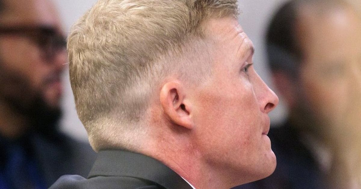 Students sue Sumner school district over ex-coach’s alleged sex abuse ...