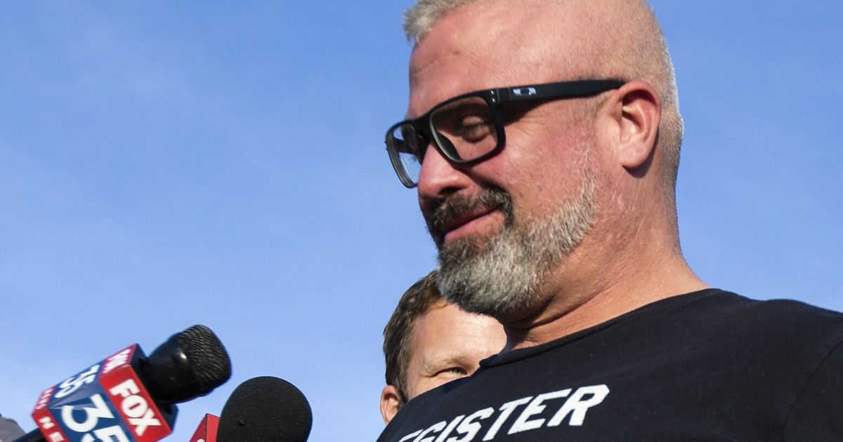 Two ex-Proud Boys leaders get among the longest sentences in the Jan. 6 ...