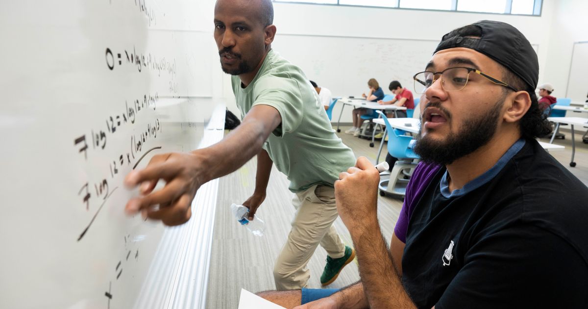 College students are still struggling with basic math. Professors blame ...