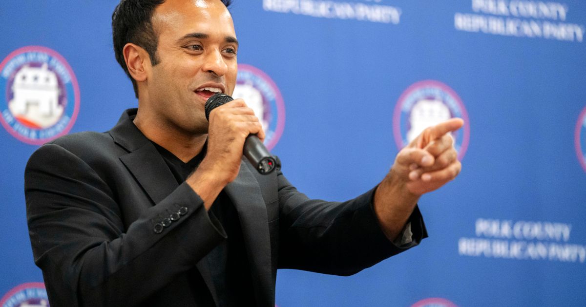 Ramaswamy faces curiosity and skepticism in Iowa after center-stage ...