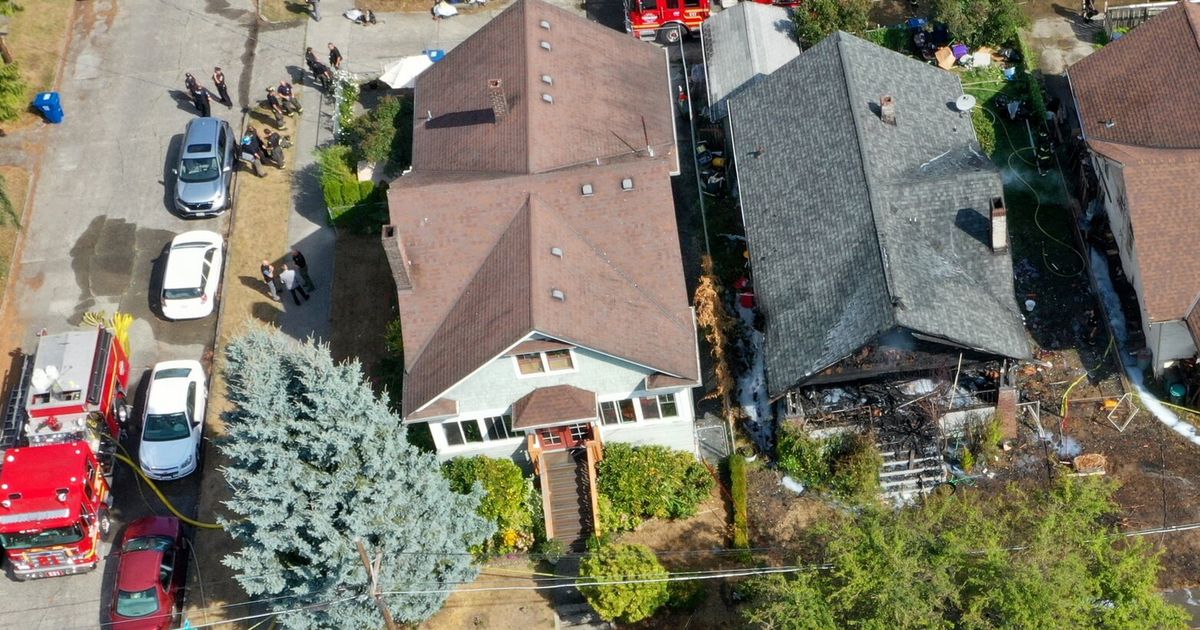 2 adults, 2 children found dead in Wallingford after fire in barricaded ...