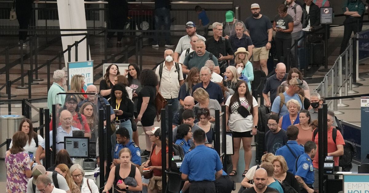 Stuck in line at the airport? Here’s what not to do | The Seattle Times