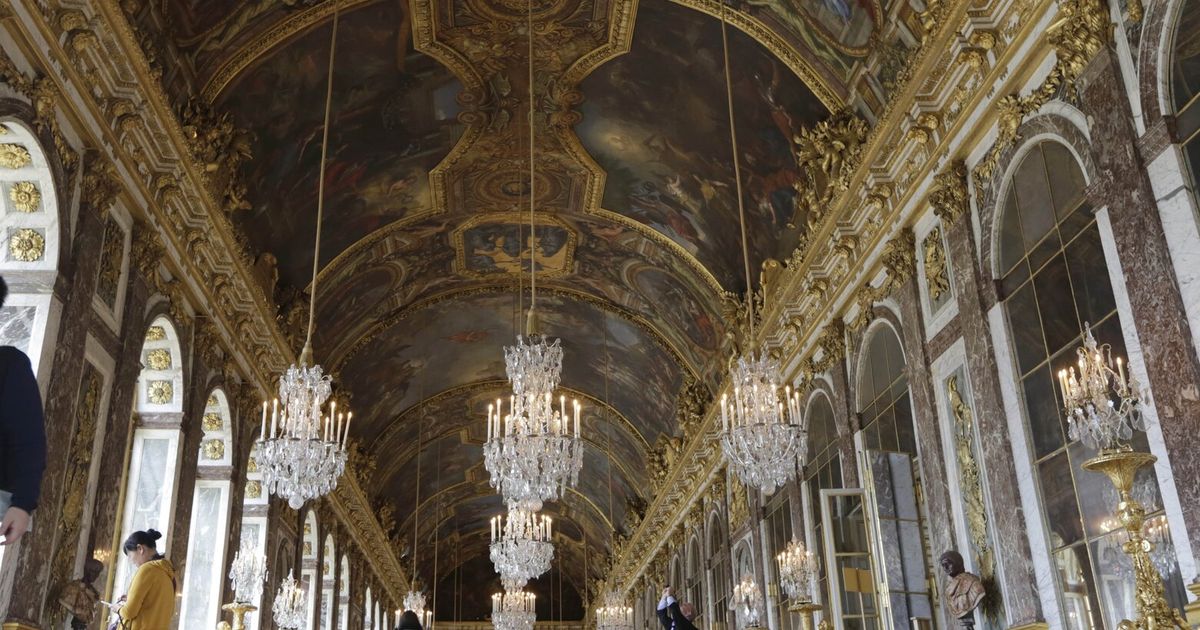 Palace of Versailles celebrates its 400th anniversary and hosts King ...