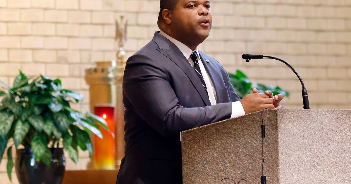 Dallas mayor switches parties, making the city the nation’s largest ...