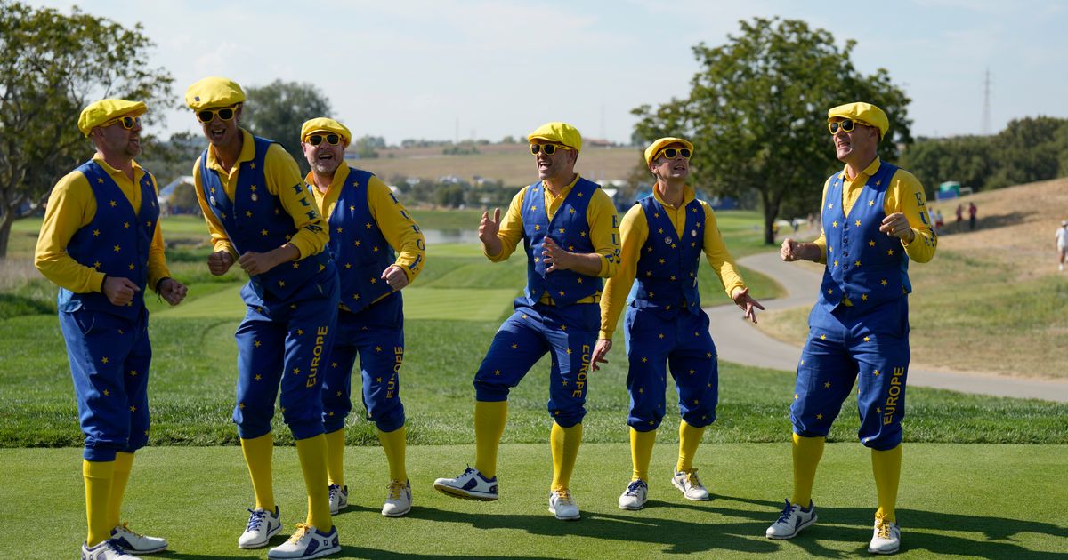 Ryder Cup super fans serenade golf stars with songs as new Europe-US ...