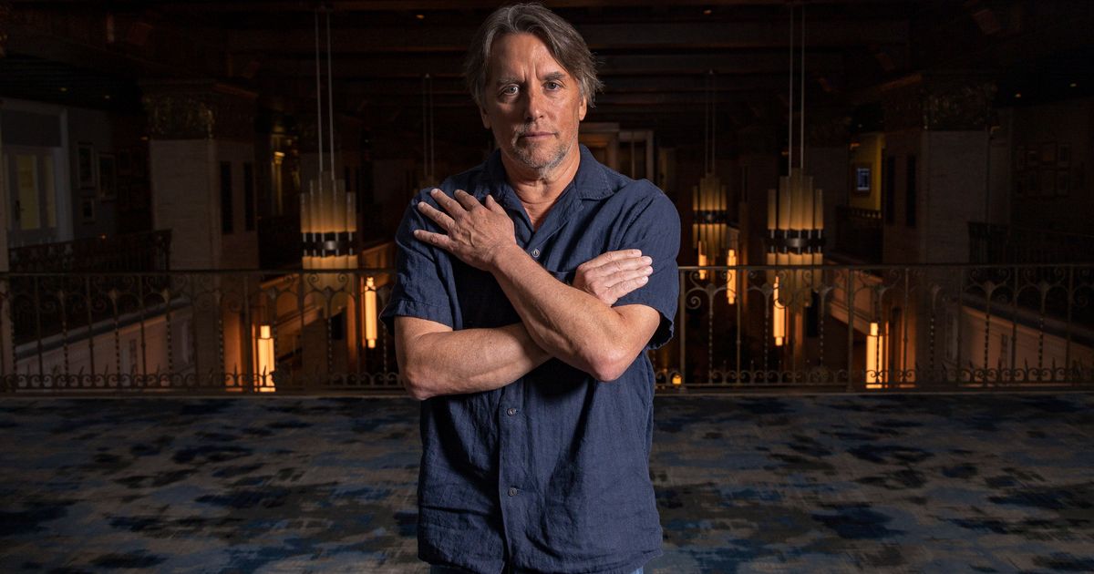 Richard Linklater’s ‘Hit Man,’ with a movie-star turn by Glen Powell ...