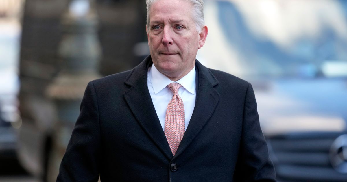 Ex-FBI agent pleads guilty to concealing $225K loan from former ...