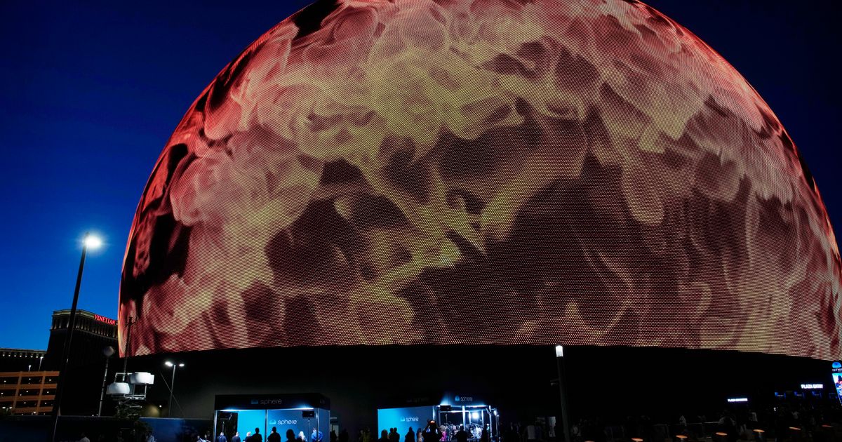 U2 concert uses stunning visuals to open massive Sphere venue in Las ...