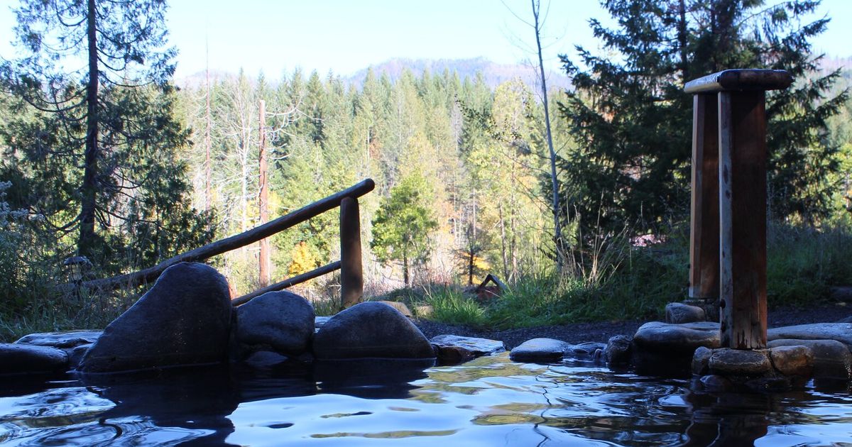 This off-grid OR hot springs spot is the perfect autumn getaway | The ...
