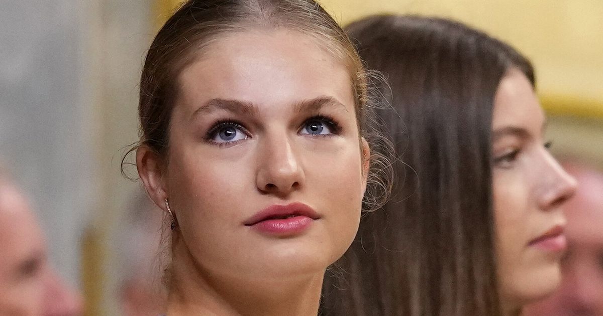 Spain’s Crown Princess Leonor turns 18 and is feted as the future queen ...