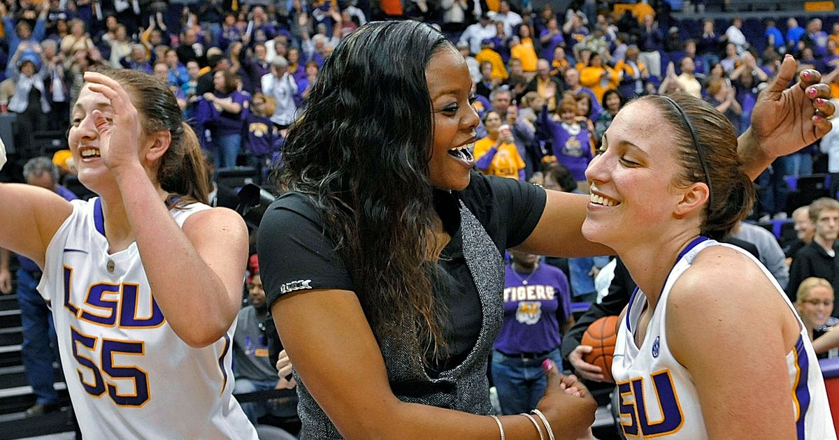 Georgetown coach Tasha Butts dies after 2-year battle with breast ...