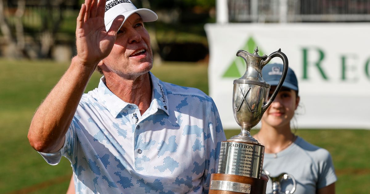 Column: Steve Stricker is having a record year with seniors. Now he’s contemplating the PGA Tour ...