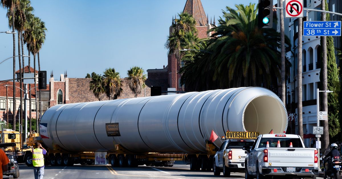 Huge rocket motors arrive at Los Angeles museum for space shuttle Endeavour display | The ...