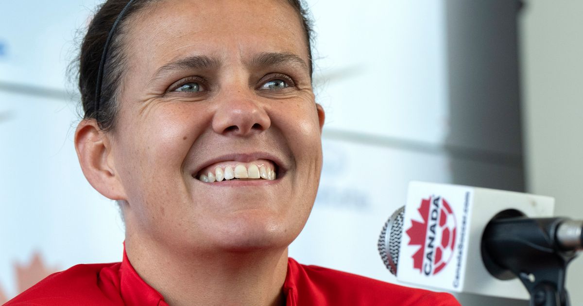 Christine Sinclair says friends and family convinced her to play out ...