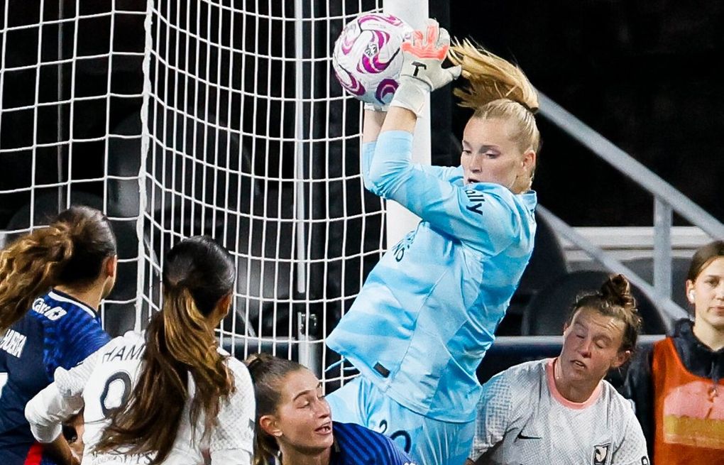 ‘This is the world watching’: OL Reign players embrace the moment ahead ...