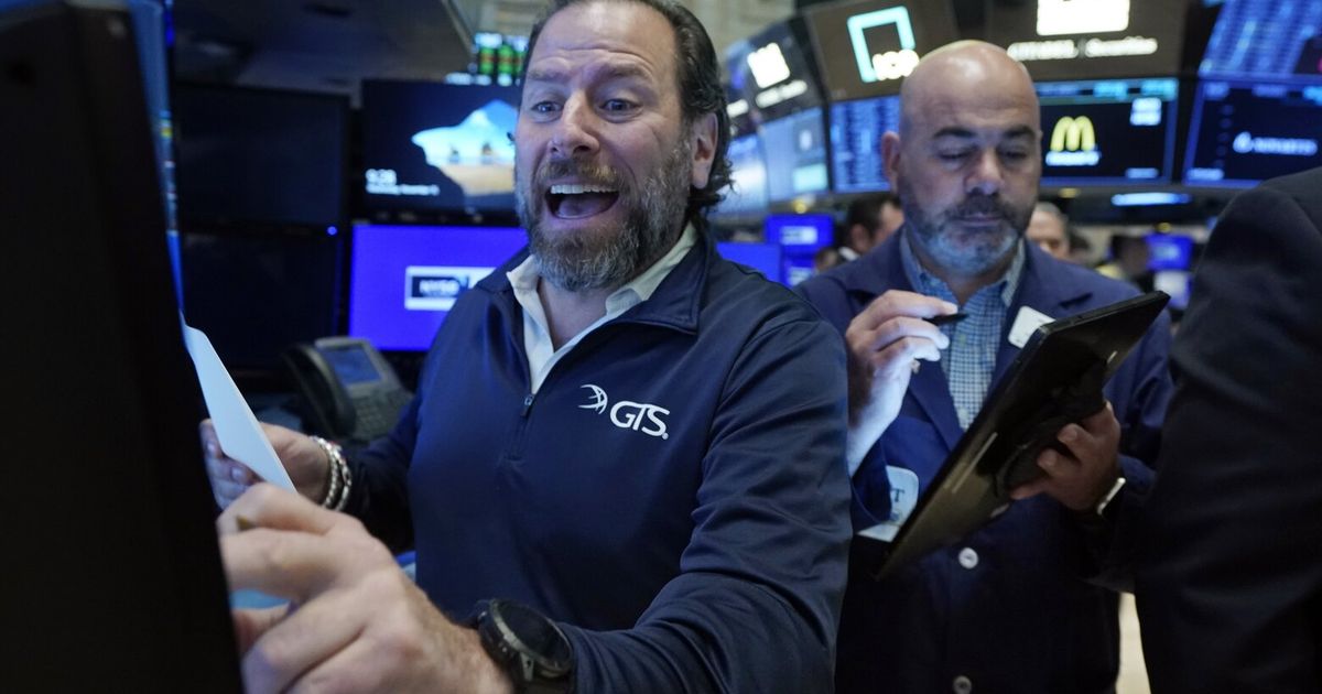 Wall Street adds some more to its stellar week and November so far ...