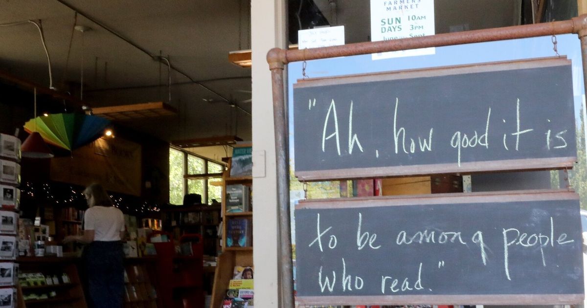 Island Books on Mercer Island celebrates 50 years | The Seattle Times