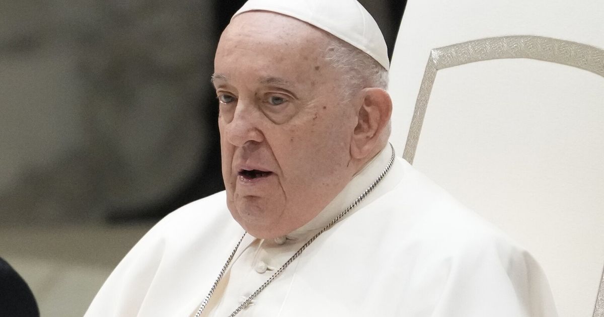 Pope says he has acute bronchitis | The Seattle Times