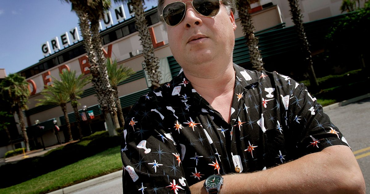 Novelist Tim Dorsey, who mixed comedy and murder in his Serge A. Storms ...