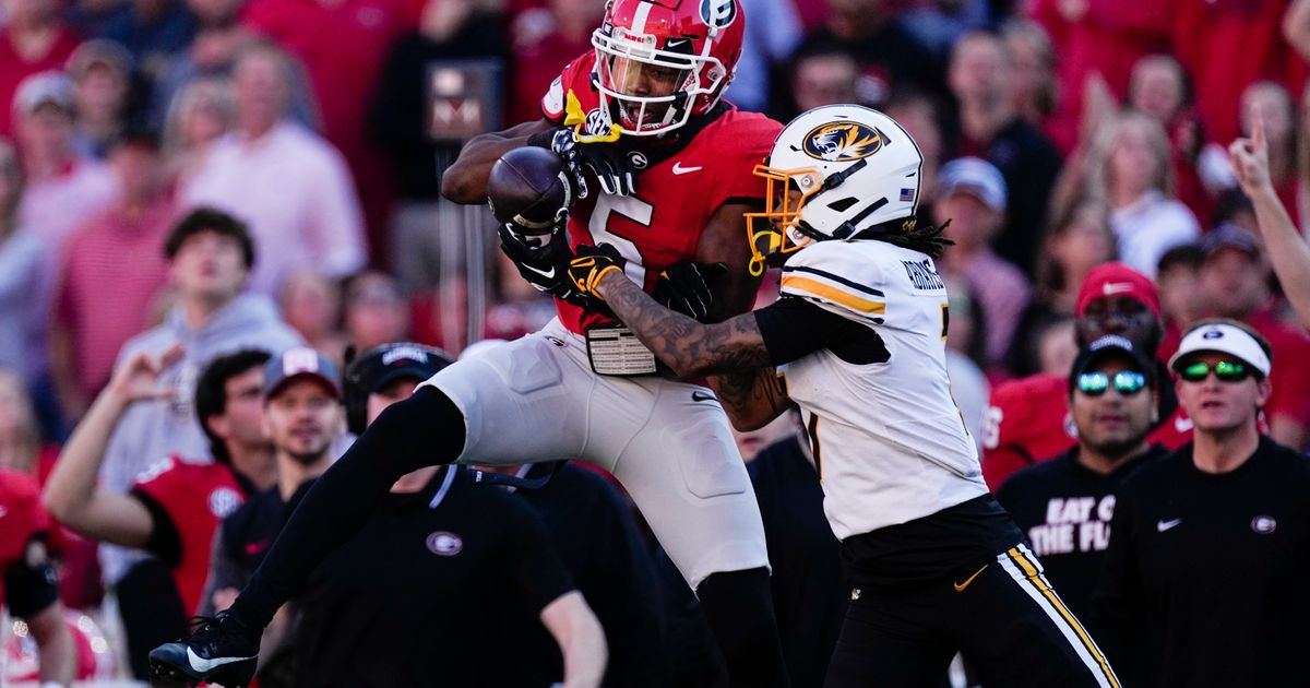 Stackhouse has key late pick as No. 1 Georgia holds off No. 14 Missouri ...