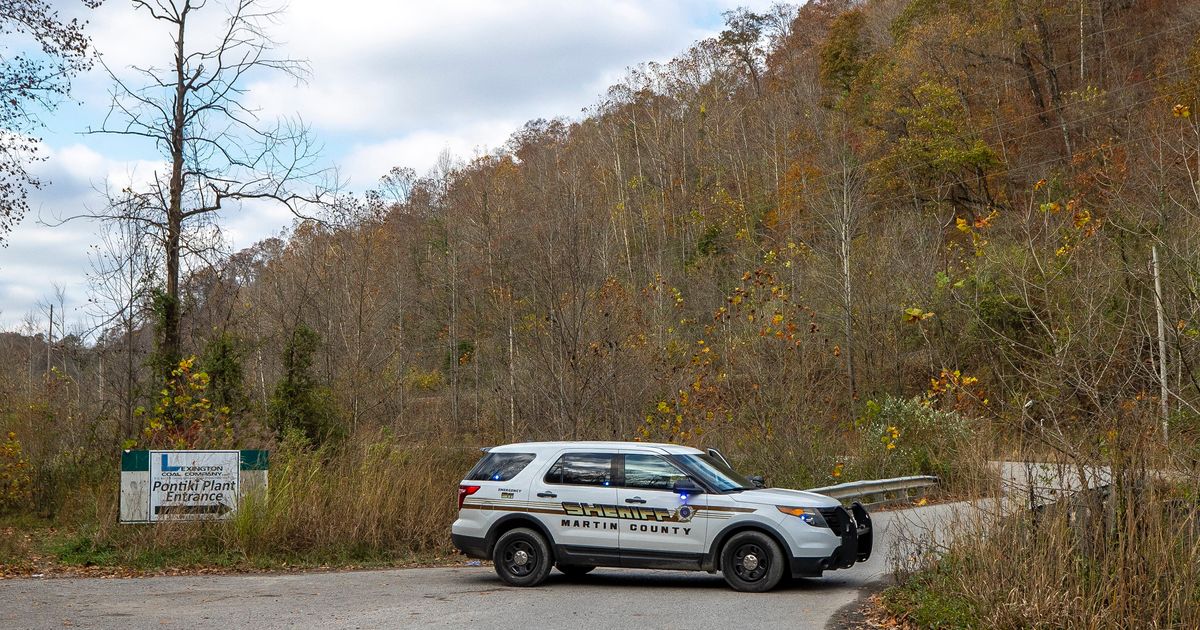 Collapse of Kentucky plant being demolished at abandoned mine leaves 1 ...