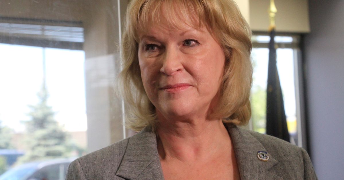 Alaska Lt. Gov. Nancy Dahlstrom joins the race for the state’s only US ...