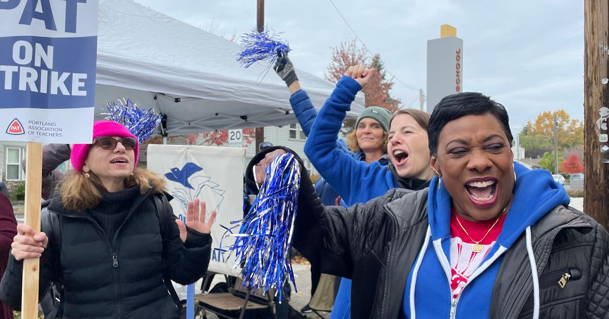 Teachers in Portland, Oregon, strike for a 4th day amid impasse with ...