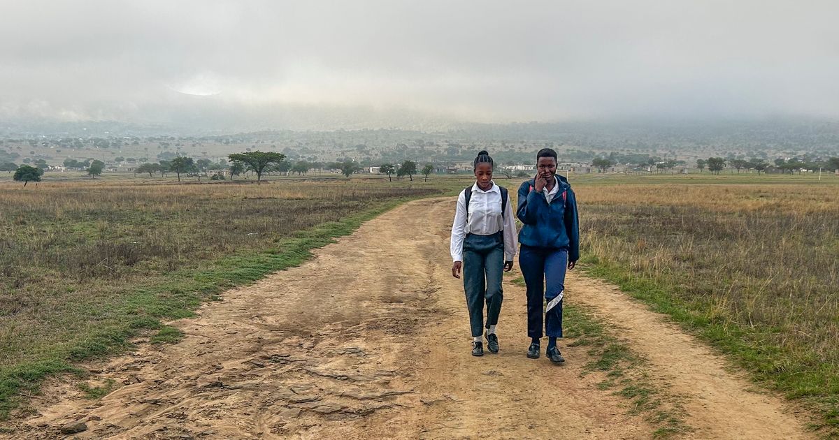 Long walk to school: 30 years into freedom, many kids in South Africa ...