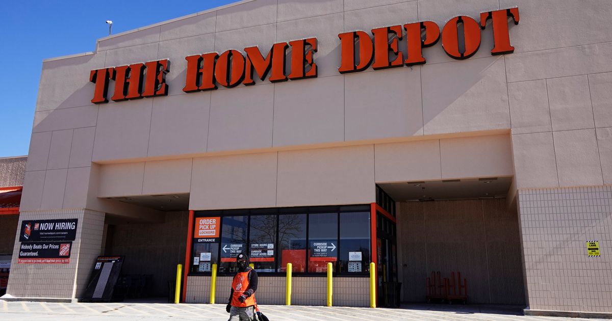 Home Depot sales continue to slide but the biggest home improvement ...