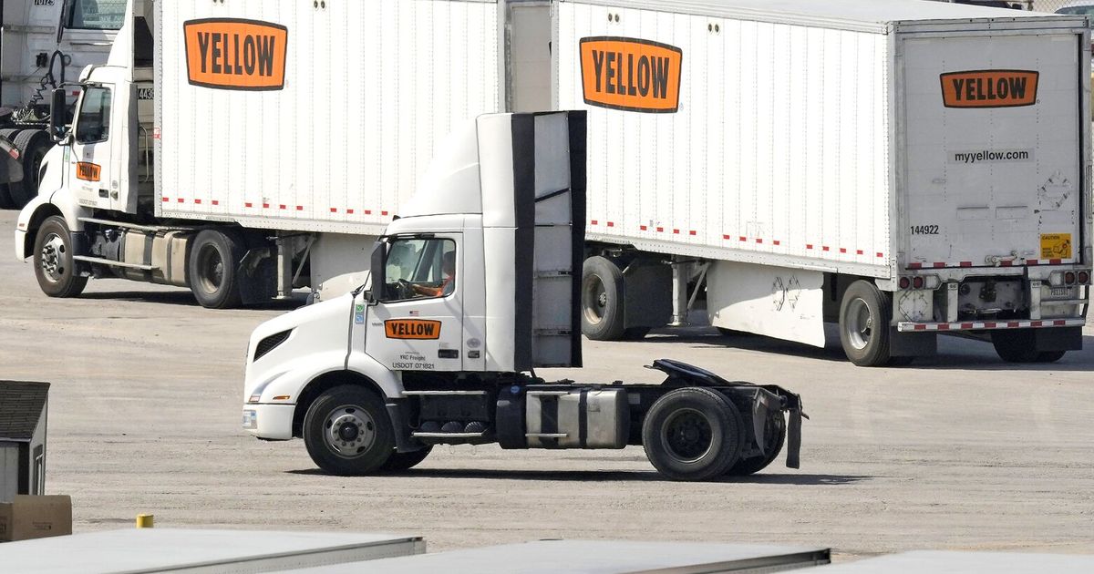 Yellow rejects a bid to restart trucking company | The Seattle Times