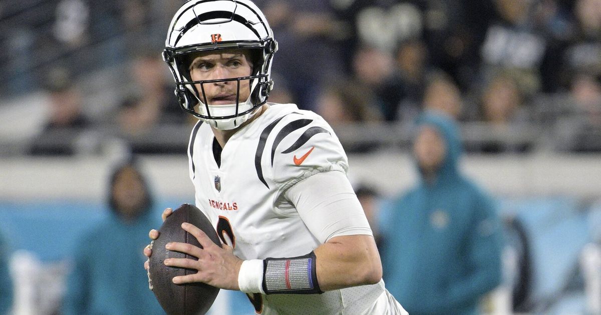 Former Husky QB Jake Browning making the most of his long-awaited NFL ...