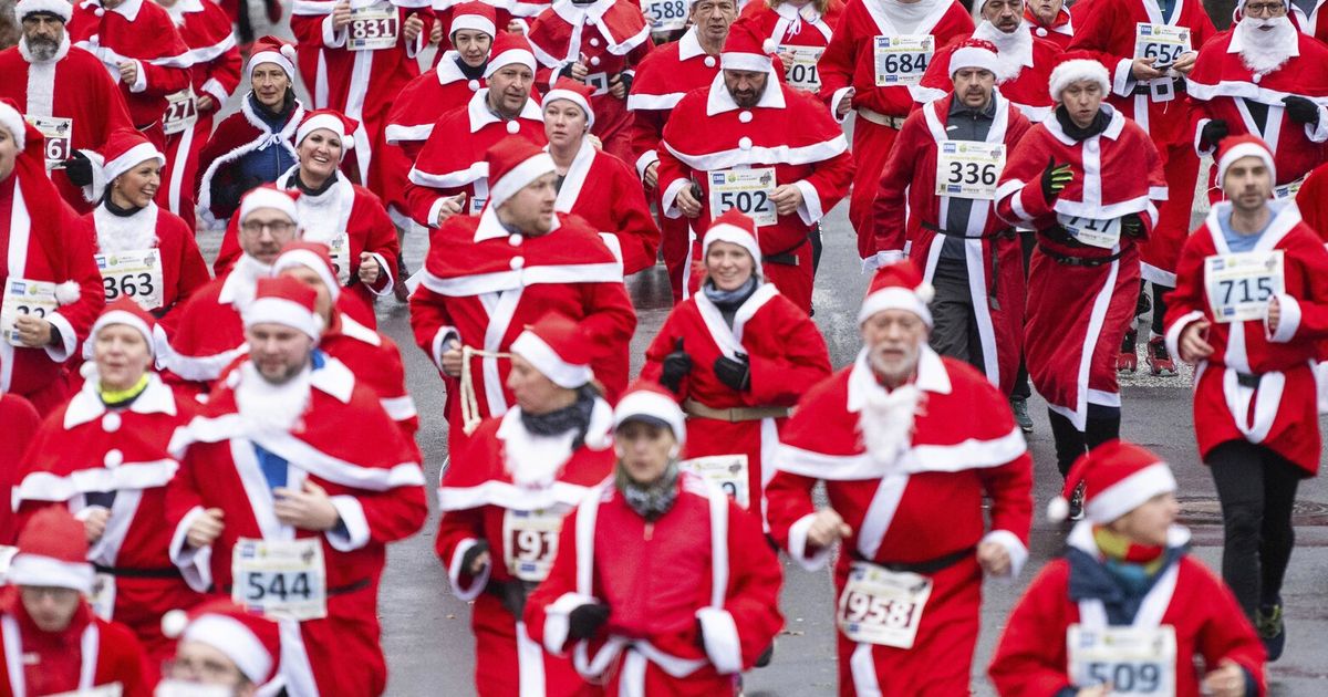 These runners in Germany are looking positively jolly | The Seattle Times