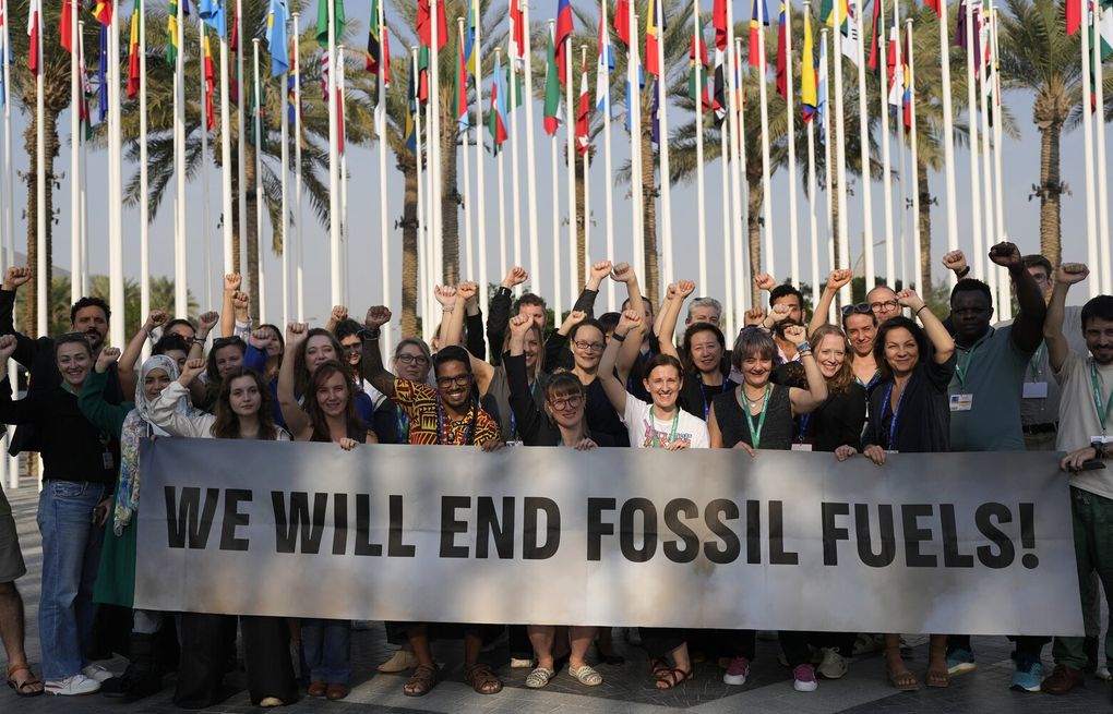 In A First Delegates At Un Climate Talks Agree To Transition Away From