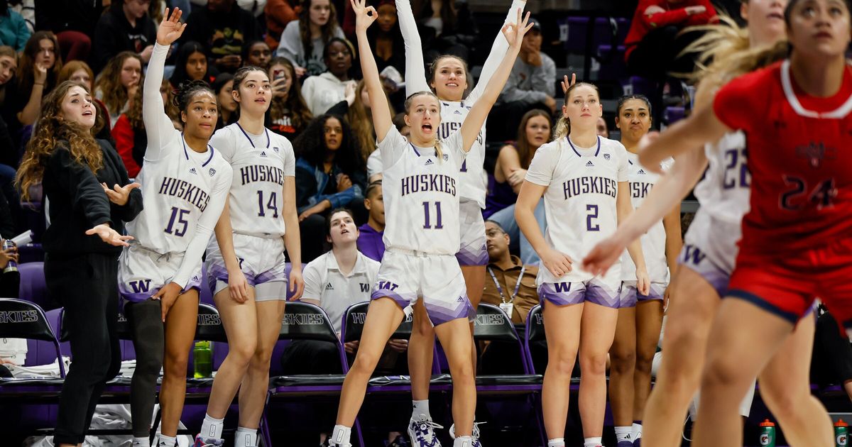 Photos: UW take on Saint Mary’s NCAA women’s basketball | The Seattle Times