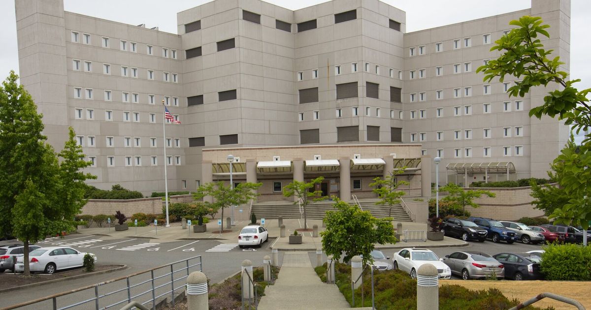 SeaTac federal jail struggles with 50% vacancy rate for key positions ...