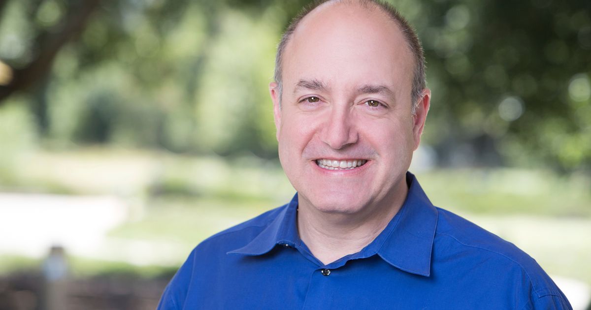 Larry Kramer, outgoing CEO of mega climate funder the Hewlett ...