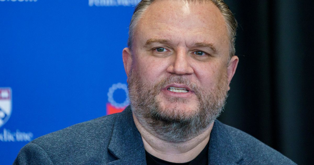 76ers’ Daryl Morey mixes basketball with shot at Broadway in absurdist ...