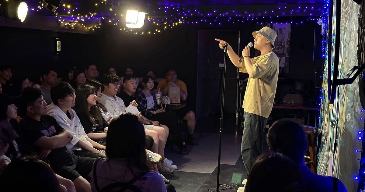Chinese comedians living abroad are winning fans. But some topics are ...