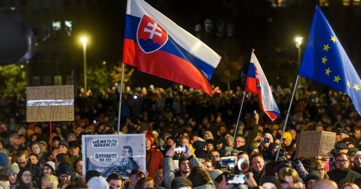 Thousands rally in Slovakia to condemn the new government’s plan to ...