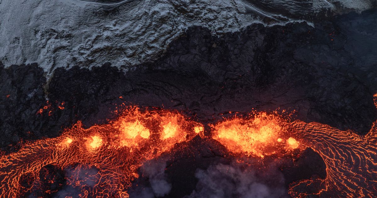 AP PHOTOS: Rivers and fountains of red-gold volcanic lava light up the ...