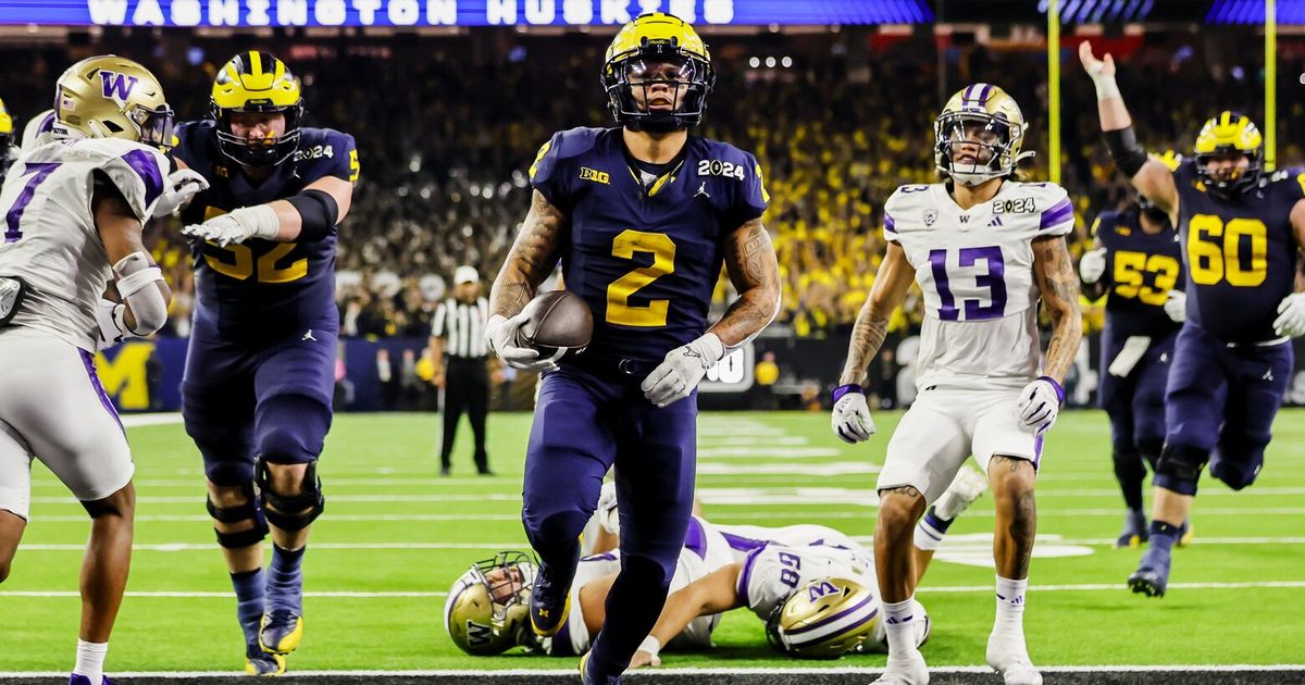 Photos: Washington loses to Michigan in national championship game ...