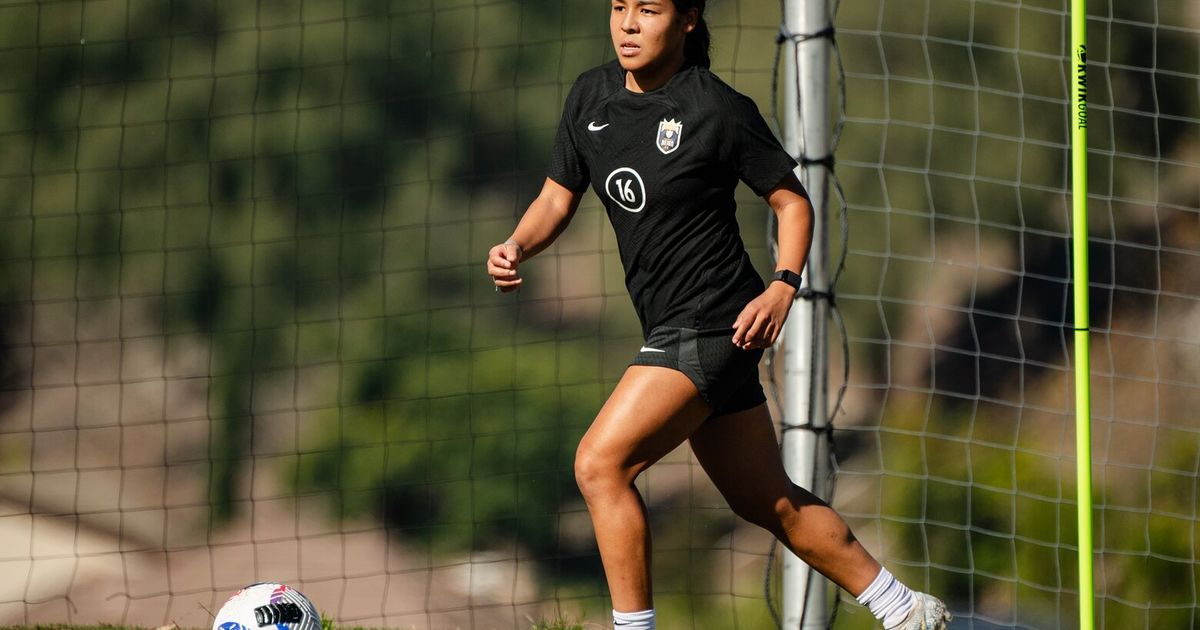 From ACL injury to Reign draft pick, former Husky Makena Carr has had ...