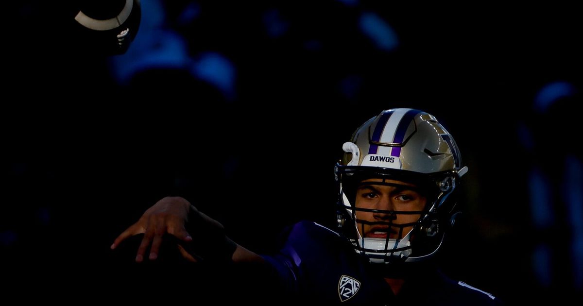 UW Huskies lose Austin Mack, possible QB of the future, to transfer ...