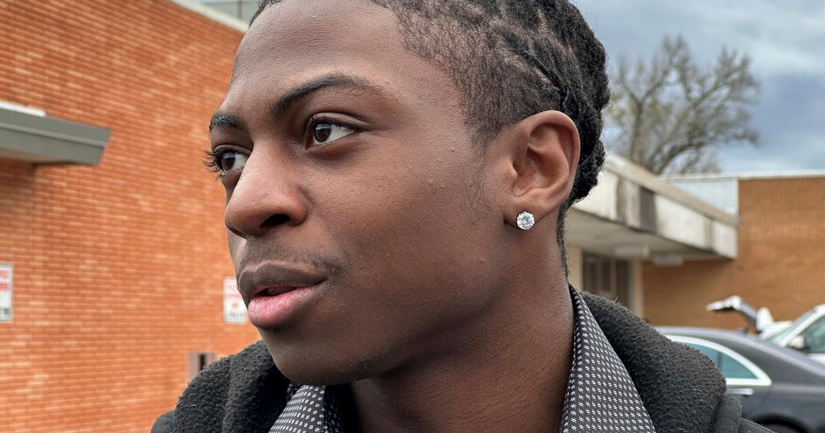 A Texas school’s punishment of a Black student who wears his hair in ...