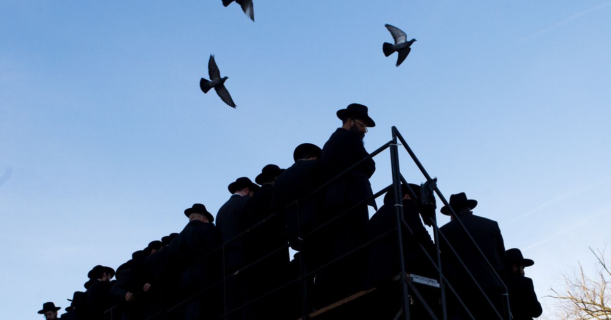 Who was the revered rabbi whose New York synagogue was the scene of a ...